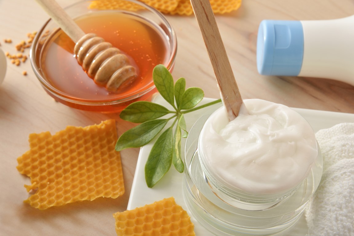 Comment utiliser la cire d'abeille cosmétique