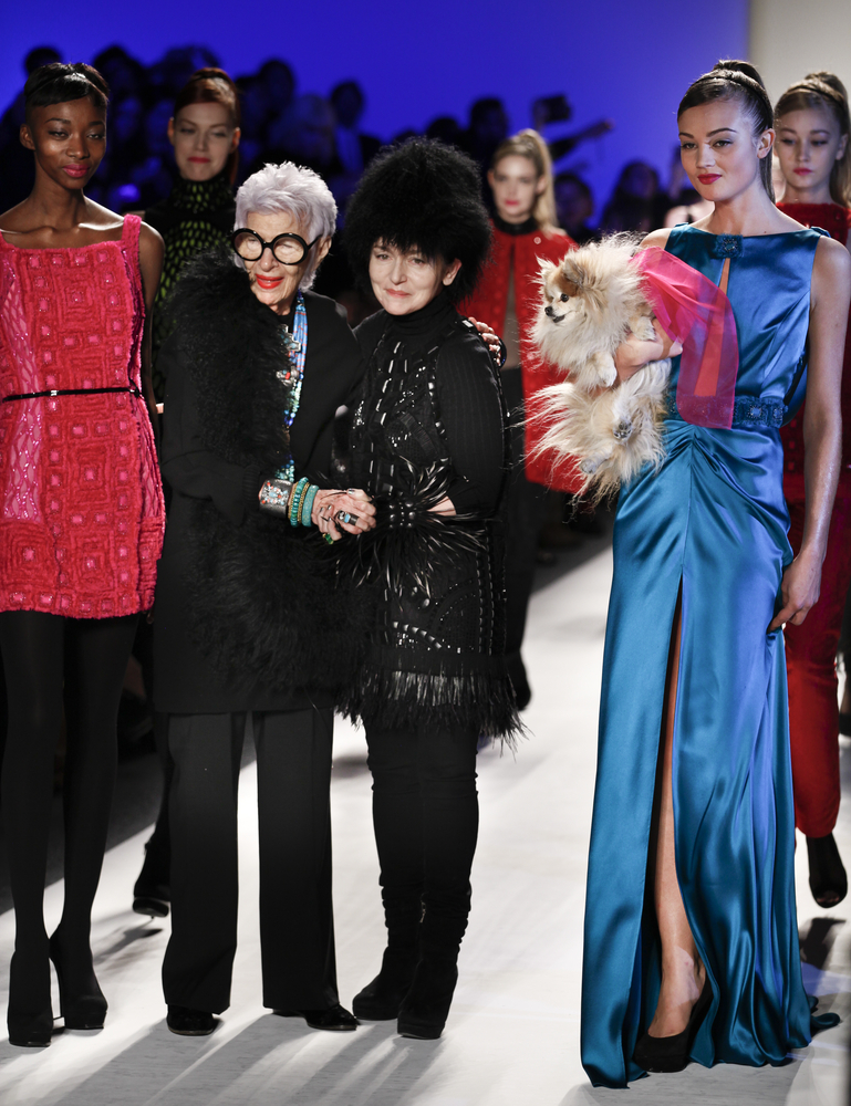 L’icône mode Iris Apfel est décédée à 102 ans